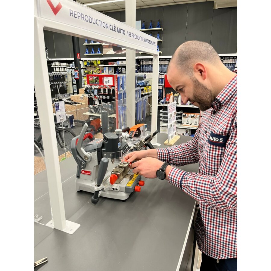 Reproduction de clé simple de voiture sans antidémarrage (pour ...